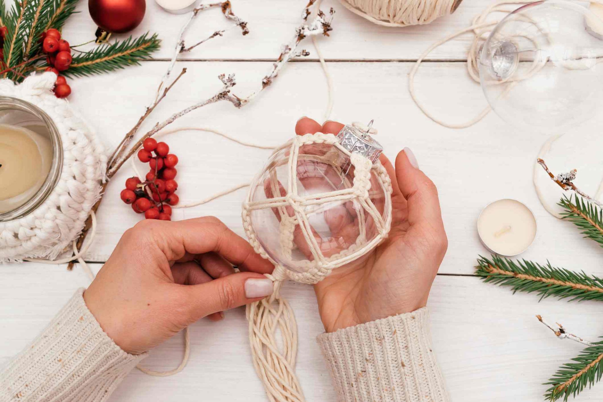 Cum să creezi globuri handmade pentru Crăciun - Pictorshop Blog ...